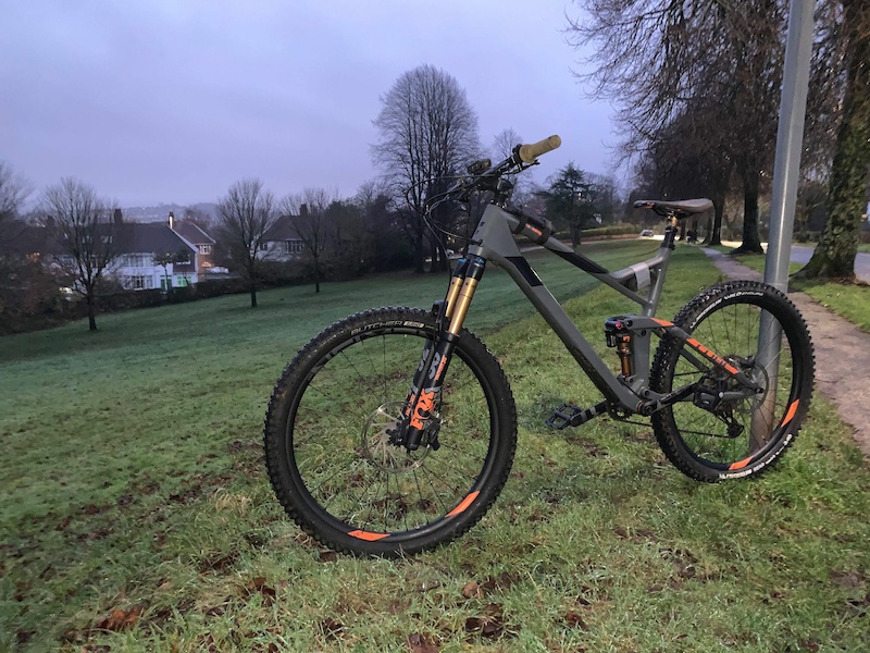 2018 Cube Stereo 140 HPC TM Mountain Bike Grey/Orange For Sale