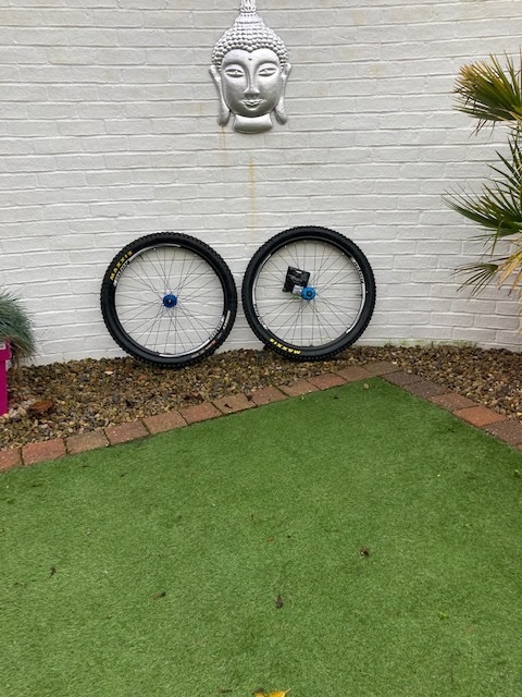 2018 Hope Tech Enduro and Hope Hoops Pro 4 Wheelset For Sale