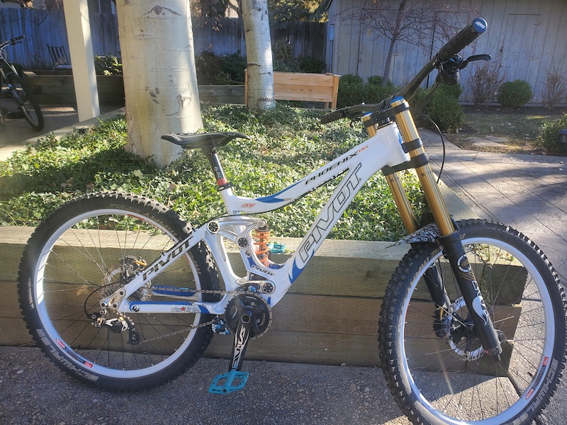 2011 *Price Reduce* Pivot Phoenix custom build For Sale