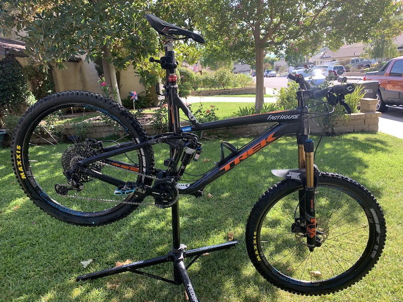 2016 Trek Slash Custom Built For Sale