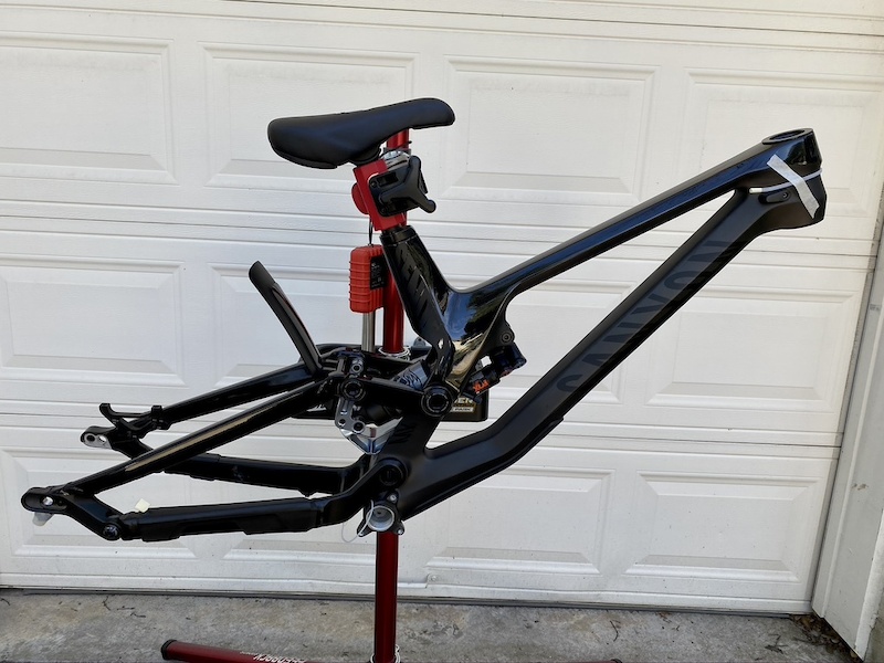 2020 CANYON SENDER CF FRAME - Stealth Black (Size M) - NEW For Sale