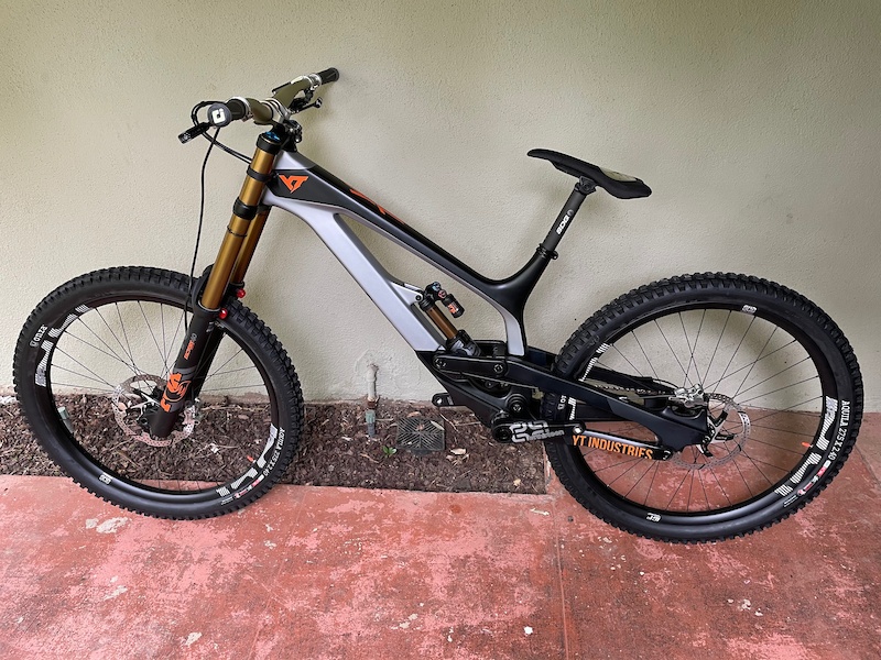 2018 YT Tues Pro Race XL NEW For Sale