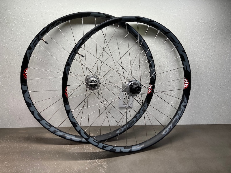 2019 27.5+ Wheels, Project 321 Hubs For Sale
