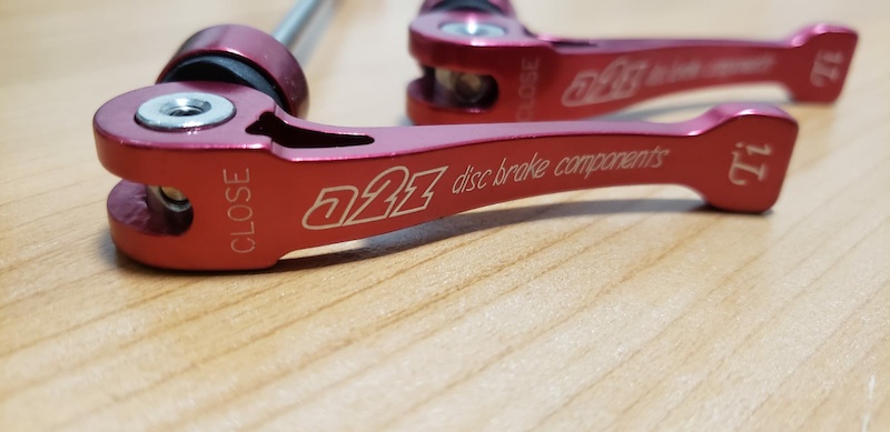 Brand New QR Ti front and rear (150 Spacing) - Red For Sale