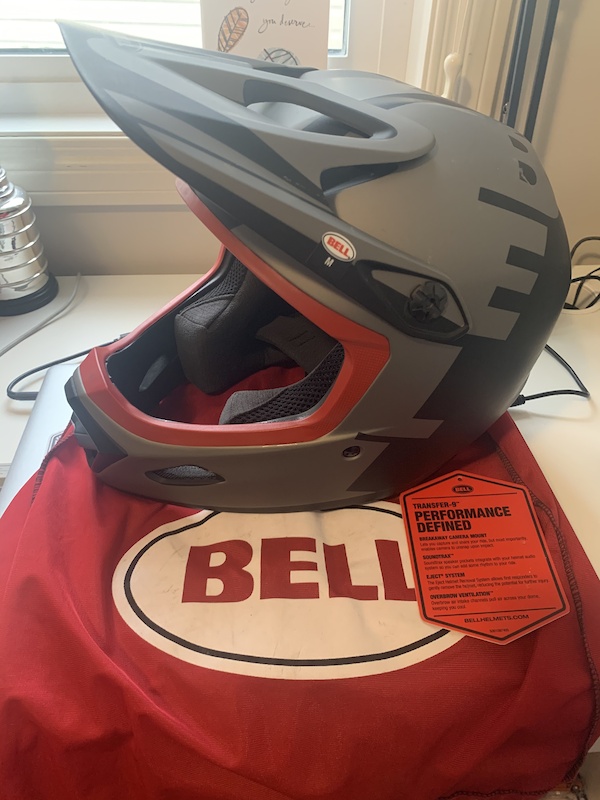 Bell Transfer 9 Helmet for Sale For Sale