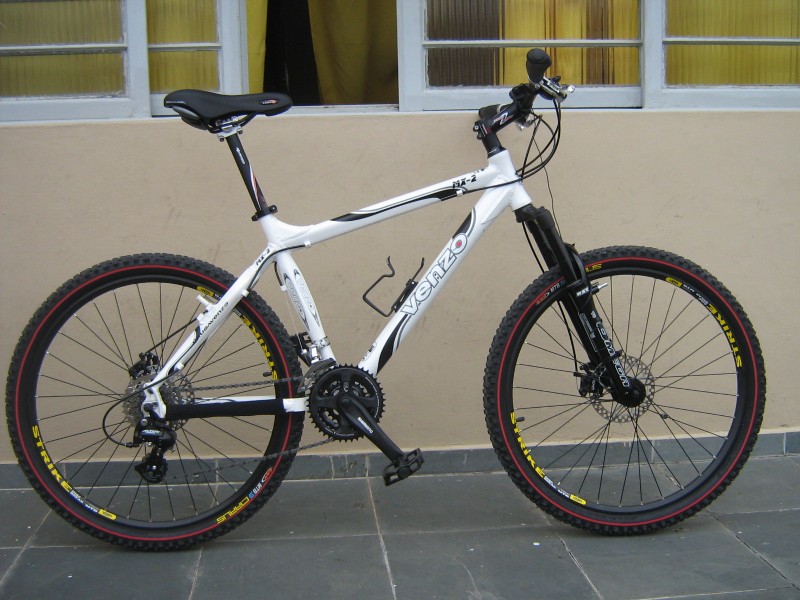 ZéBedeu / REIROM at venzo MX2 in São Paulo, Brazil - photo by reirom ...