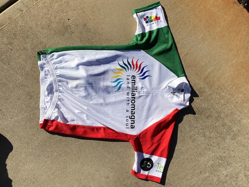 Great looking custom jersey from Italy size 5 (L-XL) For Sale