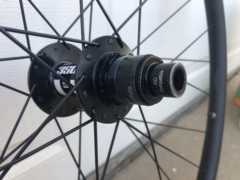 2018 Roval Control 29 Carbon Wheels DT Swiss 350 Boost XC For Sale