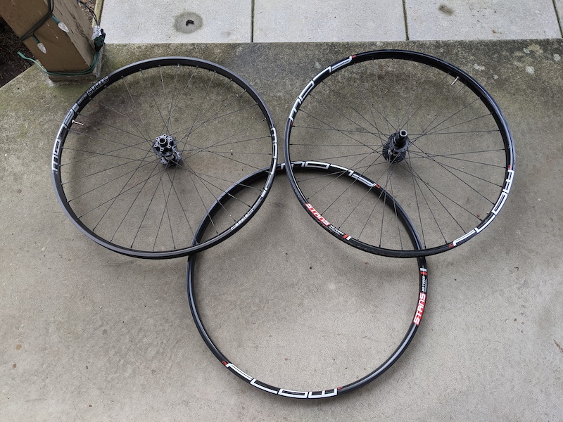 2020 Stans Flow / DT350 wheelset (comes with spare rim) For Sale