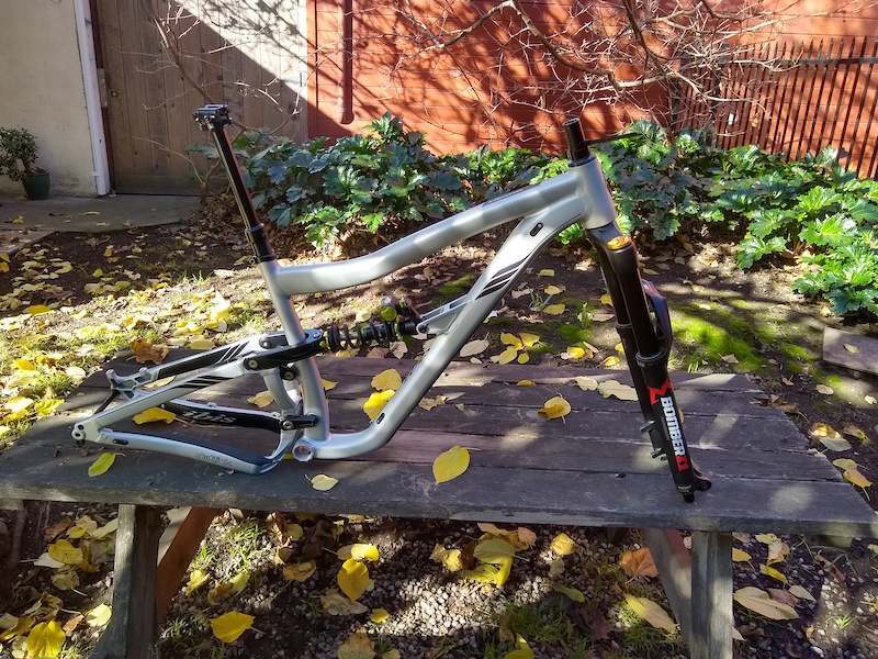 2020 Ibis Ripmo AF Frame Bomber Z1 Coil DVO jade x For Sale