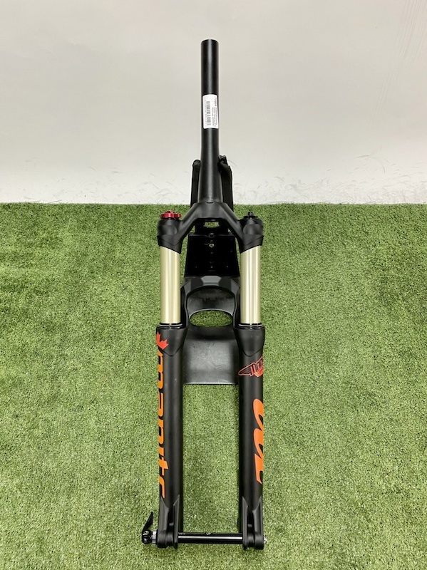 2014 Manitou Marvel Pro 100mm Thruaxel 15X100mm For Sale