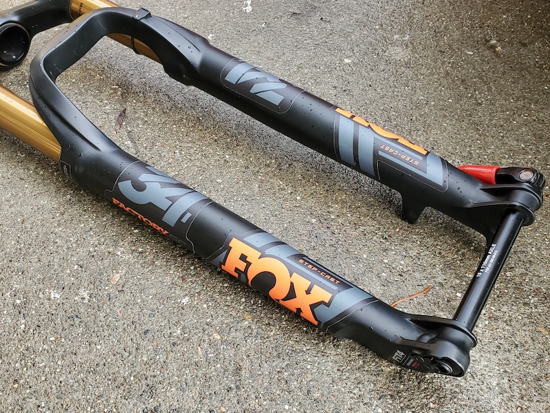 2020 Fox 34 Step Cast Factory Fork, 27.5/29, Remote Lockout For Sale