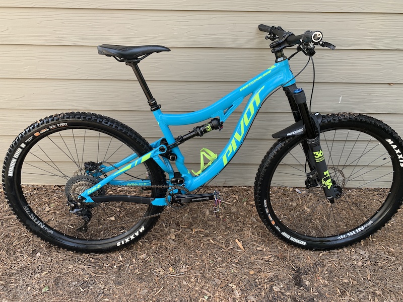 2019 Pivot Switchblade AL Medium 29er For Sale