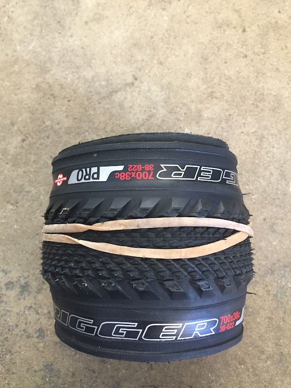 Specialized Trigger 700 x 38 TR For Sale