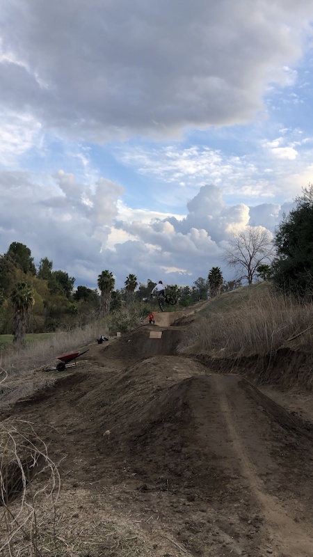 Brea Dam Trail Mountain Biking Trail - Fullerton, CA