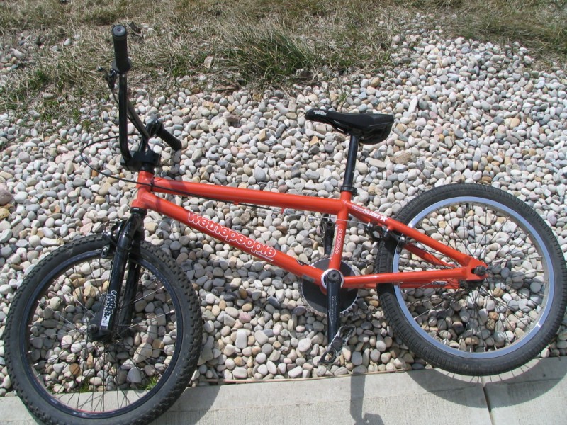 2004 wethepeople 4 seasons pro complete - blood orange bmx For Sale