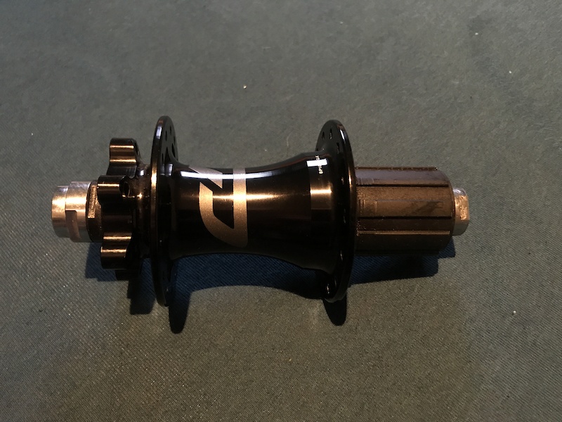 2020 Rear MTB disc hub 12x148 TA HG 28H 6B Sealed Bearing For Sale