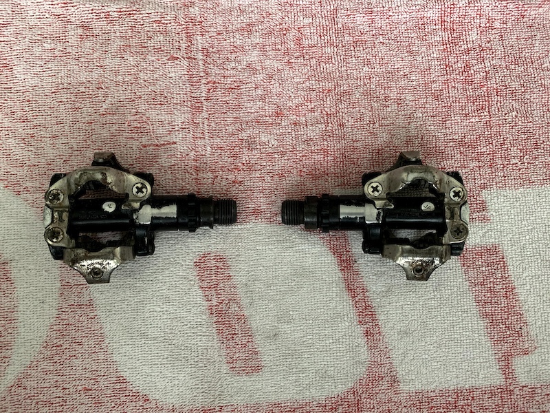 Shimano PD-M520 cleats included For Sale