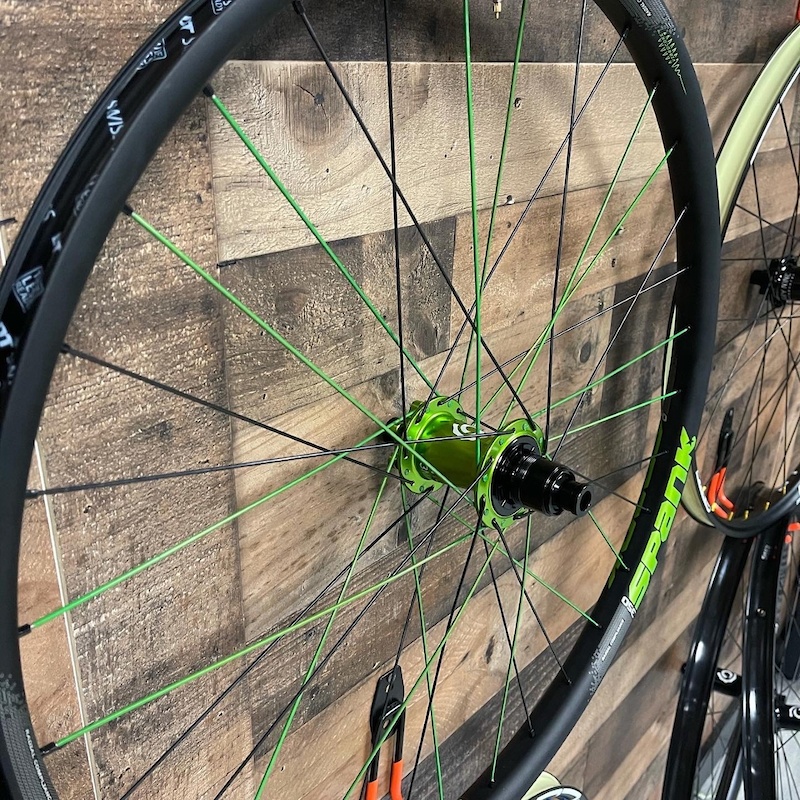 2022 Stans No Tubes Flow EX3 w/ I9 Hydras LIV Special For Sale