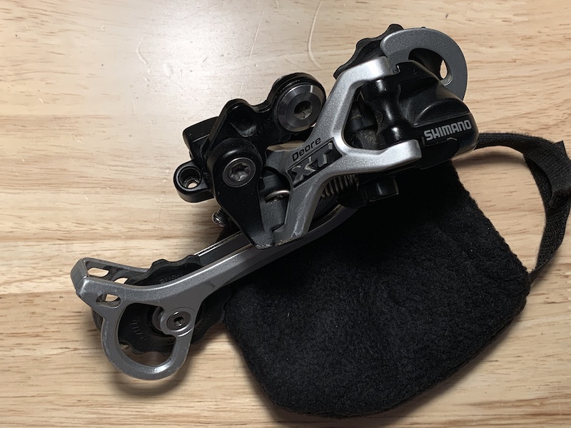 2012 Shimano XT M772 SGS Rear Derailleur 9-speed For Sale