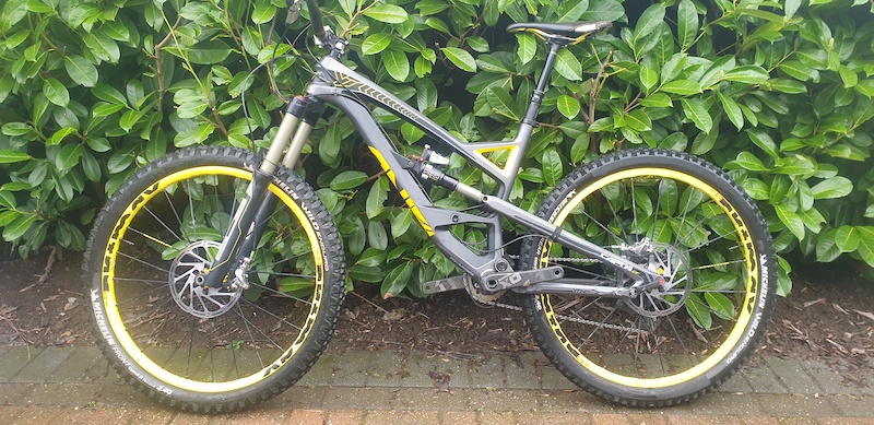 2015 YT Capra CF Pro medium For Sale