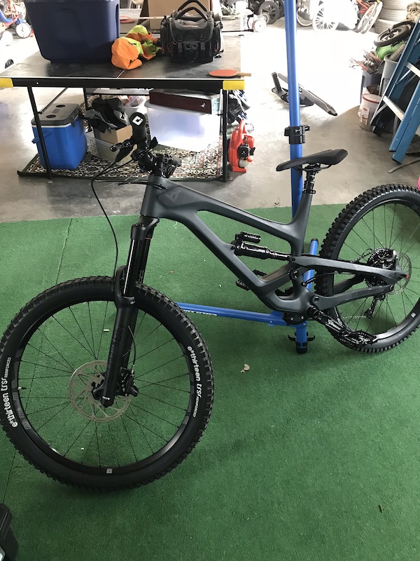 2018 YT Capra Carbon Size Large For Sale