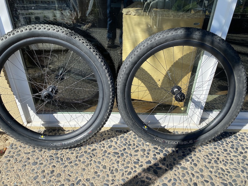 2020 Derby i40 AM Carbon Wheelset w/ XR2 Tires For Sale