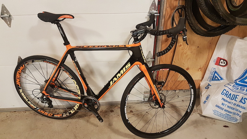 2015 58cm Jamis Supernova Team - ultralite bike&xtra wheels For Sale