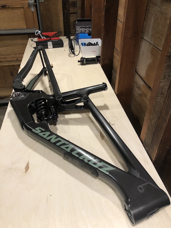 2019 Santa Cruz Nomad C (L) *With 2 Shocks & Cascade Link* For Sale