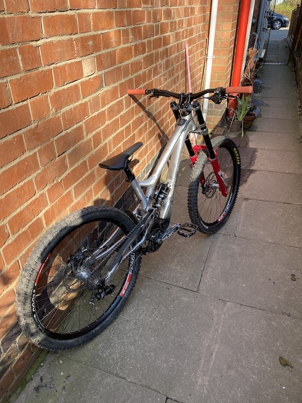 2017 Commencal supreme vip World Cup medium For Sale