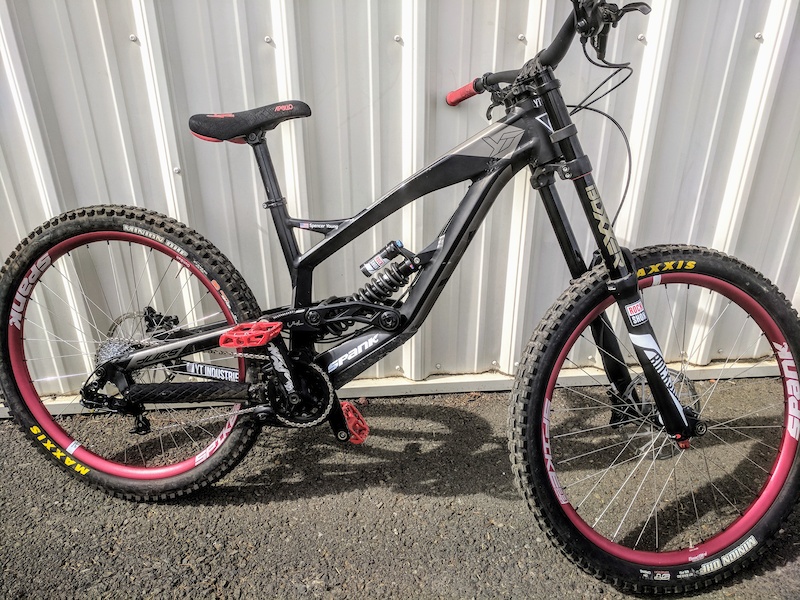 2016 YT Industries Tues M For Sale