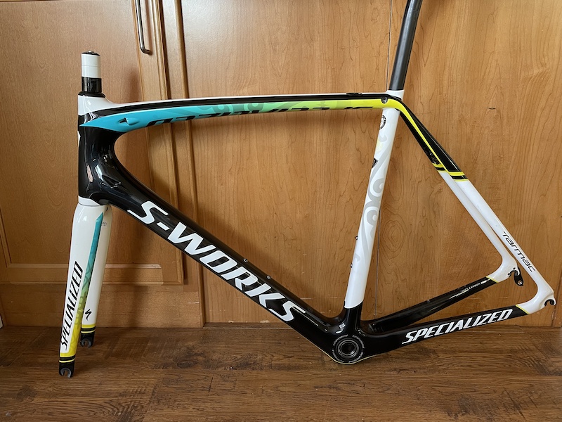 2015 S-Works Tarmac SL5, size 61cm For Sale
