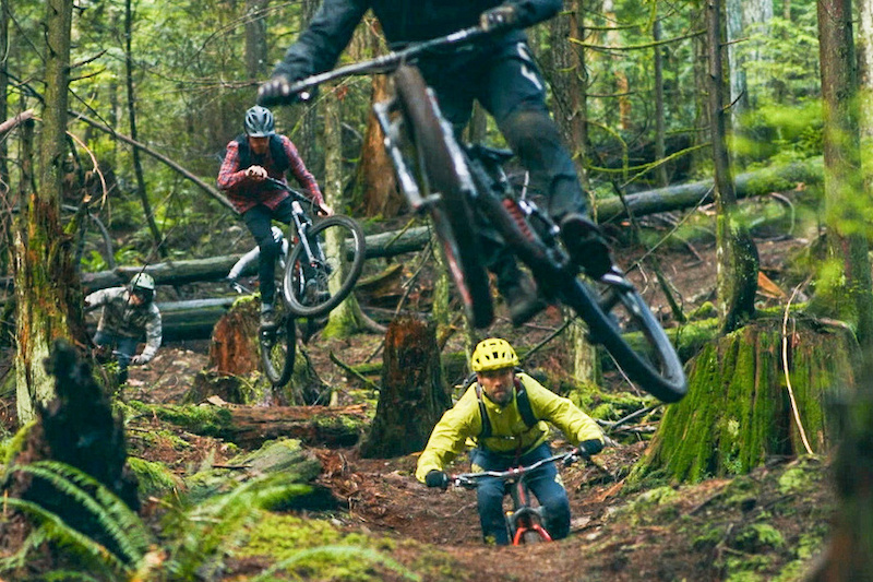 Video: Hitting Rowdy Loamers with Gully & the Crew in 'Weekend Slayer ...