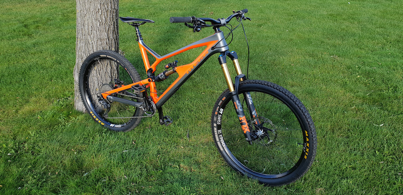 2018 Nukeproof Mega Factory 275 Carbon XL For Sale