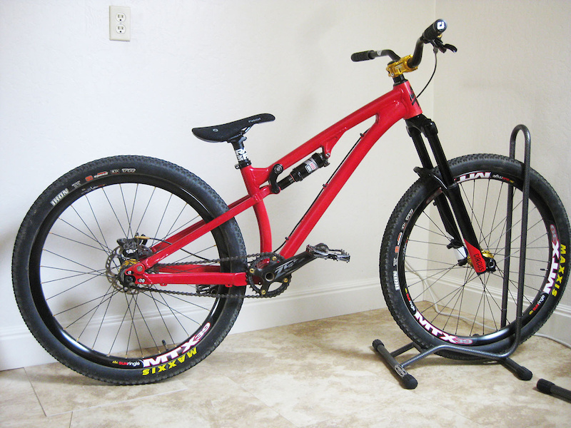 2017 Transition Triple slope style/dirt jumper bike For Sale