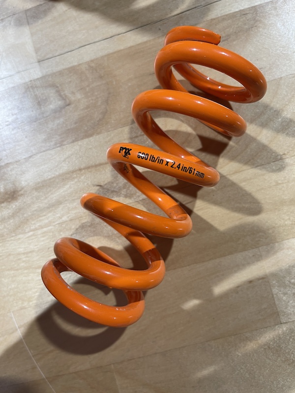 2021 Fox SLS spring - 600# 2.4” / 61mm For Sale