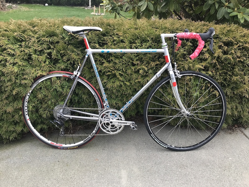 Classic road bike 57cm Sakae Prism aluminum For Sale