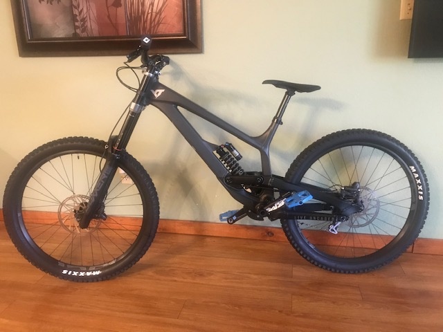2020 YT Tues (1 Ride Like New) For Sale