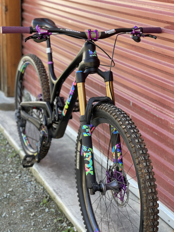 2019 Evil Offering, AXS, Push, Cascade, Carbon Rims,Med For Sale