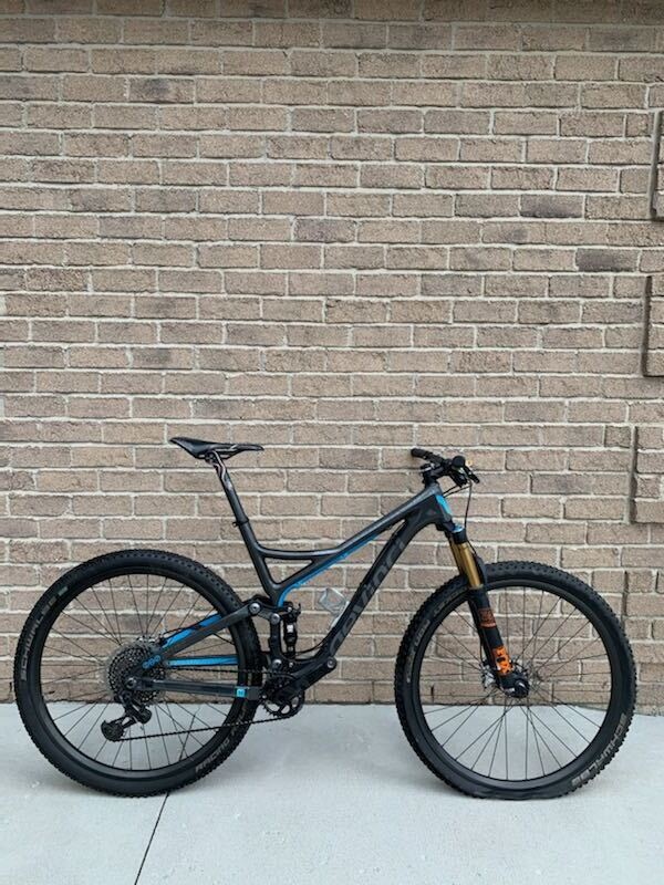 2015 Devinci Atlas Carbon For Sale