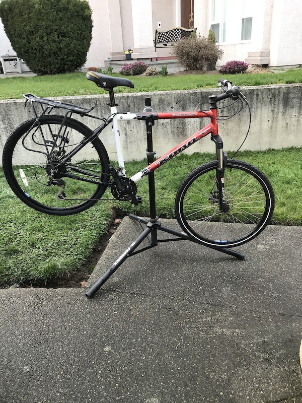 2020 Kona red mountain bike For Sale
