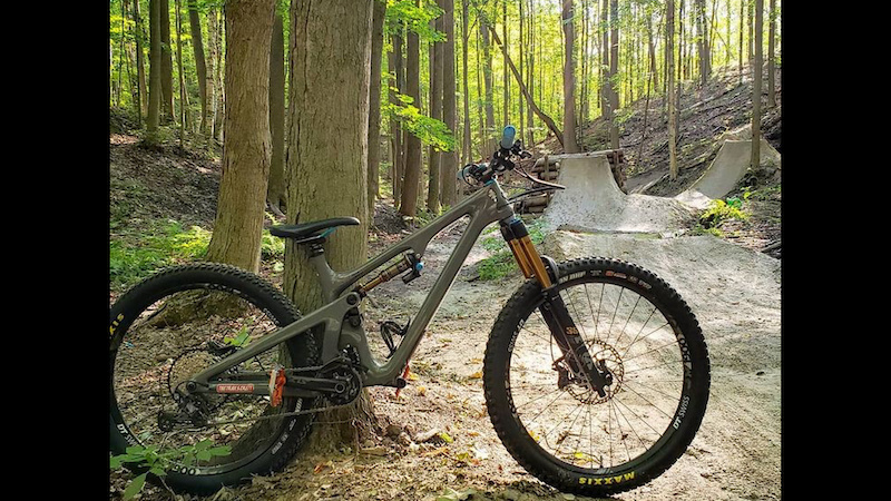 2021 Yeti SB 140 smoke grey For Sale