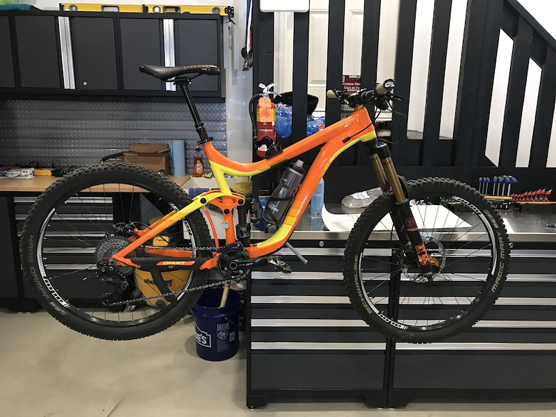 2016 Giant Reign - Custom Built Advanced 1 For Sale