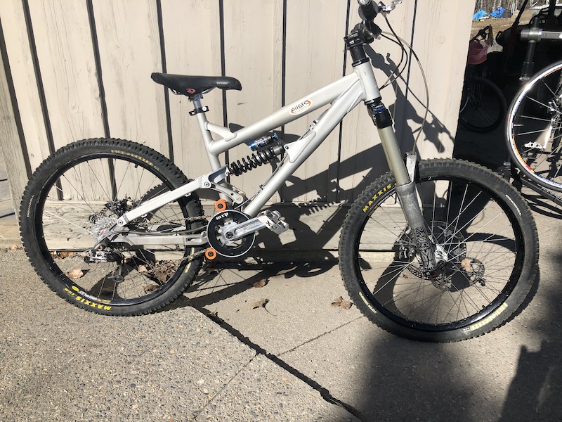 Custom turner downhill bike For Sale