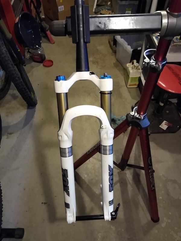2009 Fox 32 TALAS RP24 For Sale