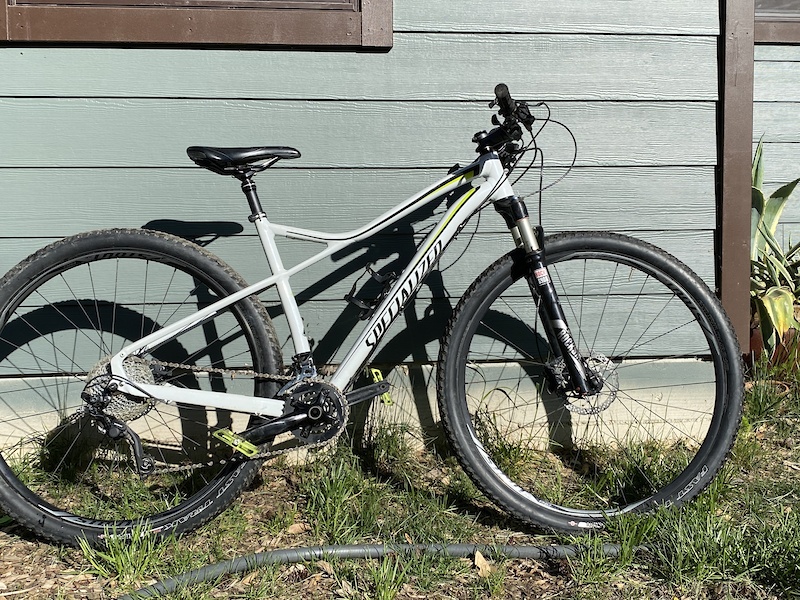 2016 Specialized hard tail women’s Large For Sale