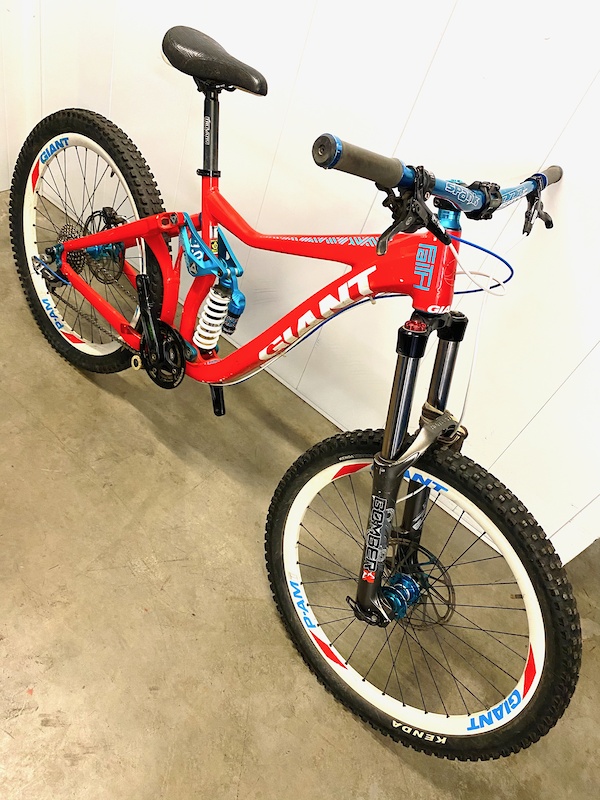 2011 Giant Faith 1 - burly DH for large/tall/big rider For Sale
