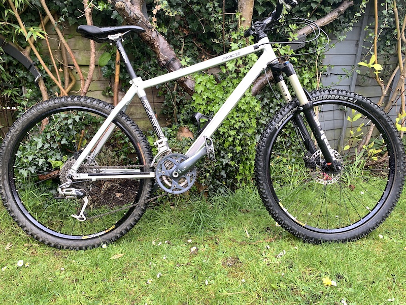 Pace RC300 - perfect frame - lots of Hope bits For Sale