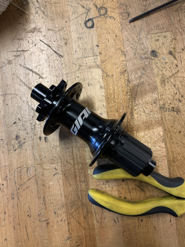 2020 Giant Hub off an XCR2 For Sale