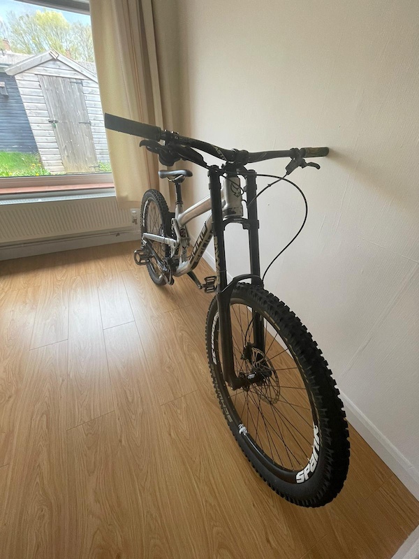 2016 SOLID STRIKE Medium For Sale